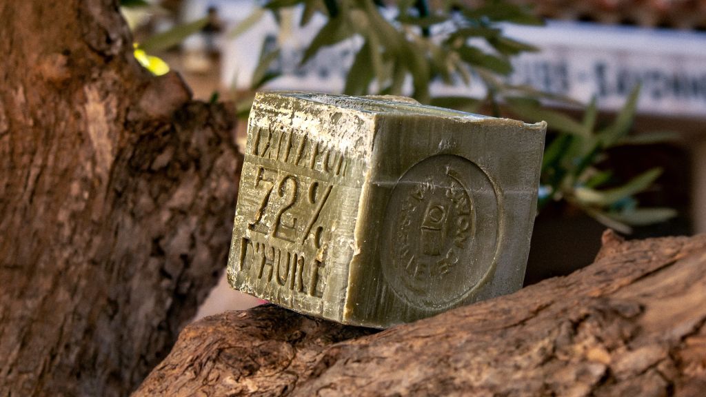 Comment reconnaître un vrai savon de Marseille ? - Le Chaudron à Savon